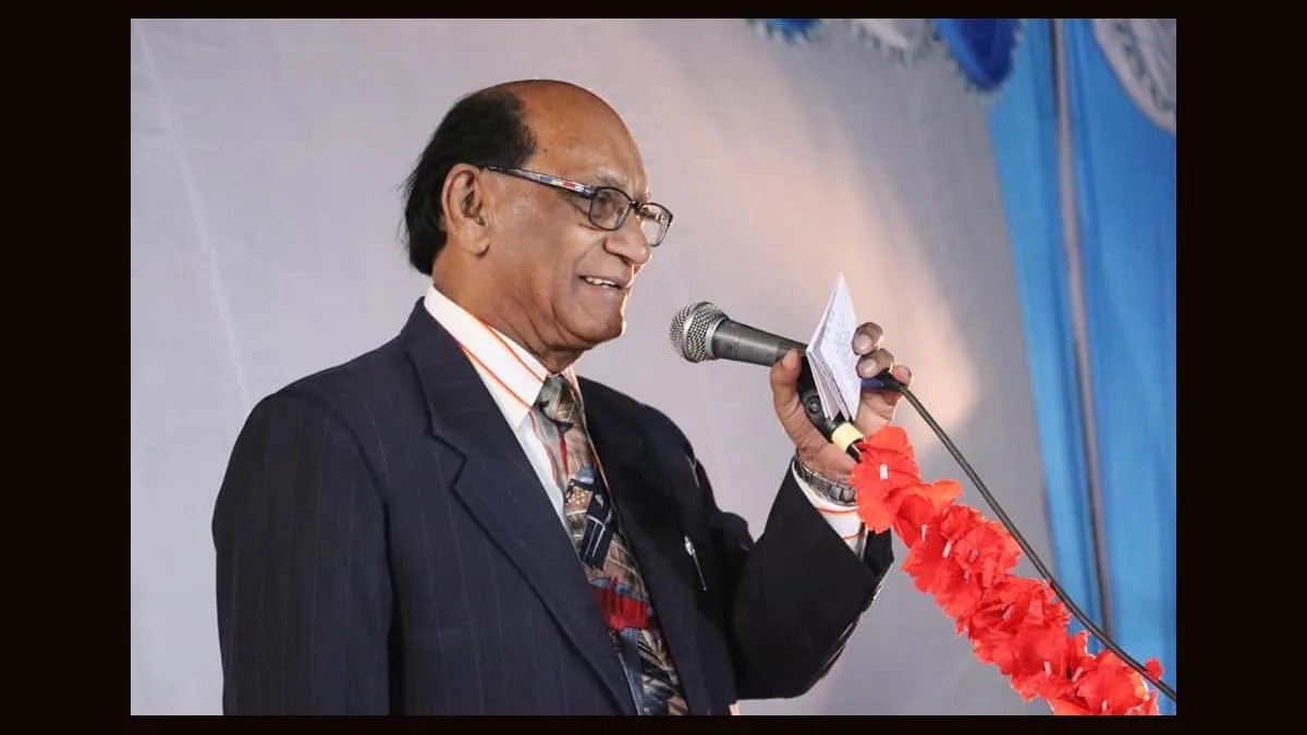 VIJAY UPADHYAY - Kunwar Bechain, Eminent Poet Dies Of COVID-19