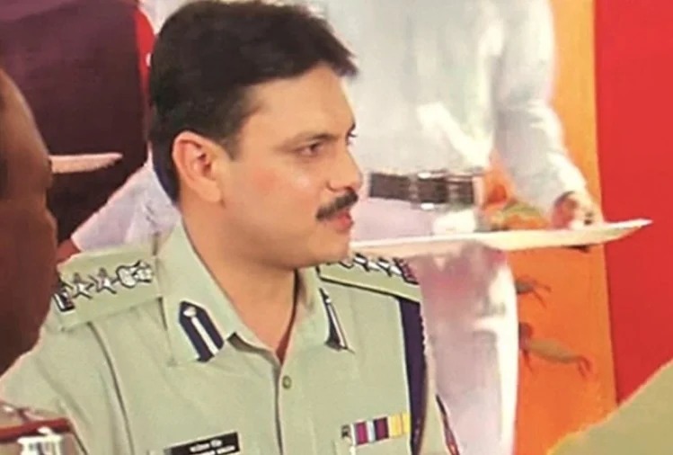 VIJAY UPADHYAY - ED Joint Director Rajeshwar Singh gets voluntary ...