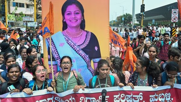 VIJAY UPADHYAY - Jilted lover stabs Congress Leader's daughter Neha ...